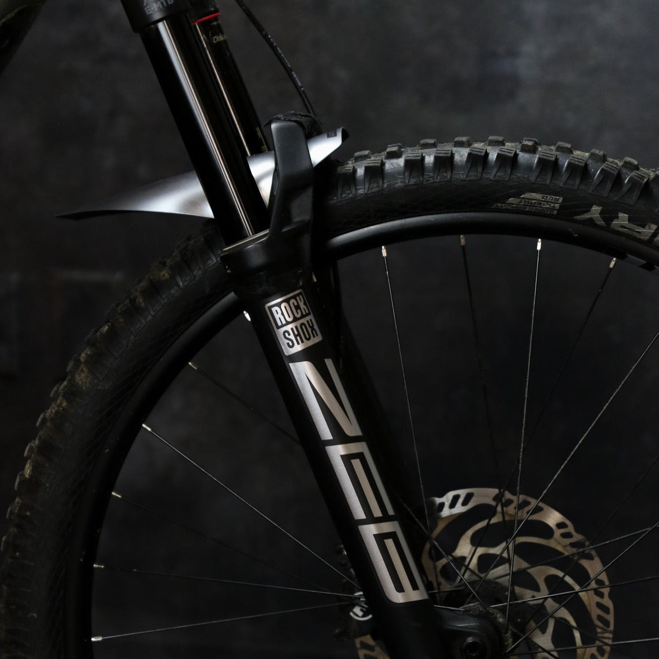 Metallic Silver Fender – Ground Keeper Custom